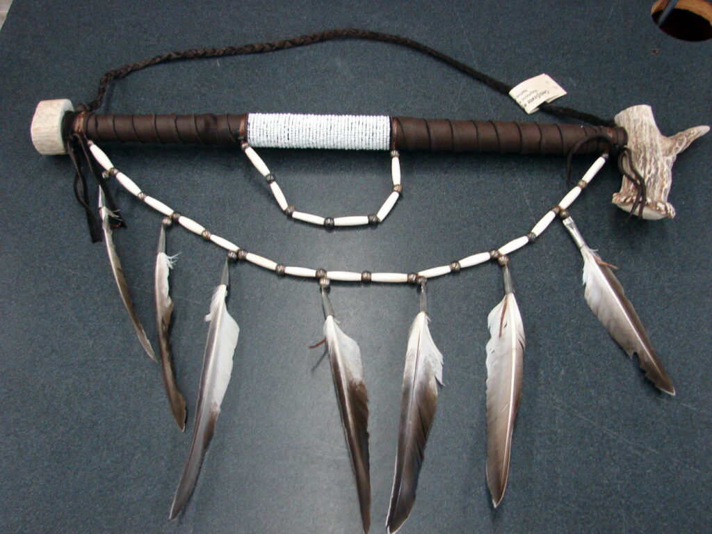 Native American Lodge Decor - Moose-R-Us.Com Antiques Collectibles Log ...