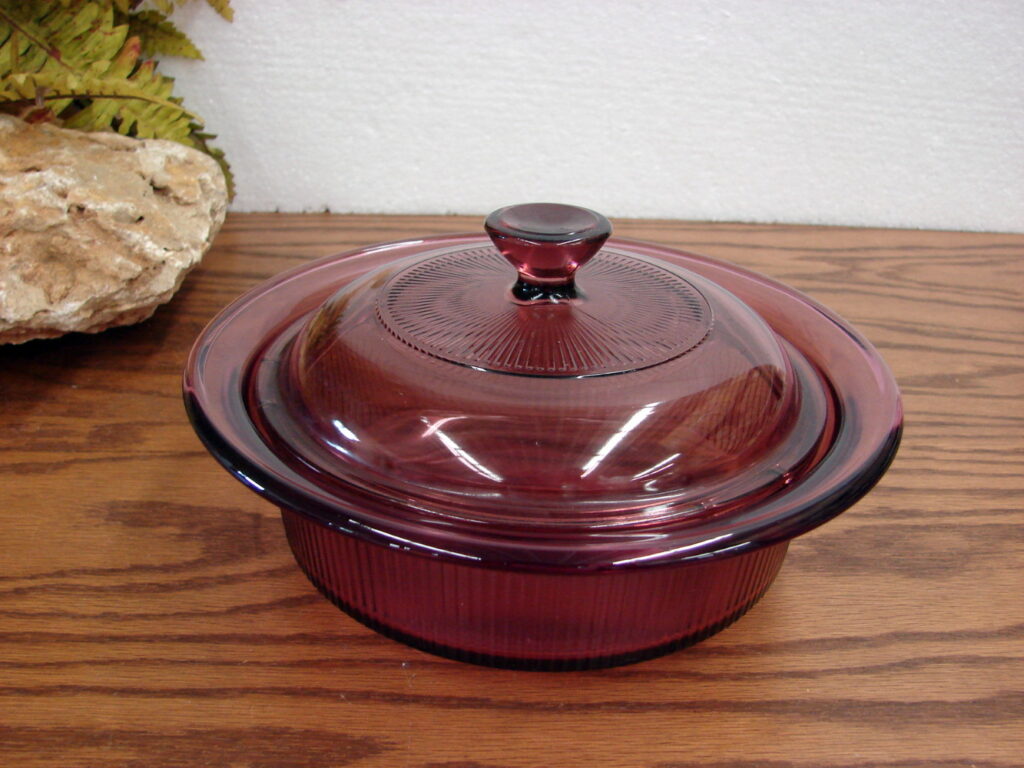 Vintage PYREX Glass Visions Cranberry 1 Qt Ribbed Round Casserole w ...