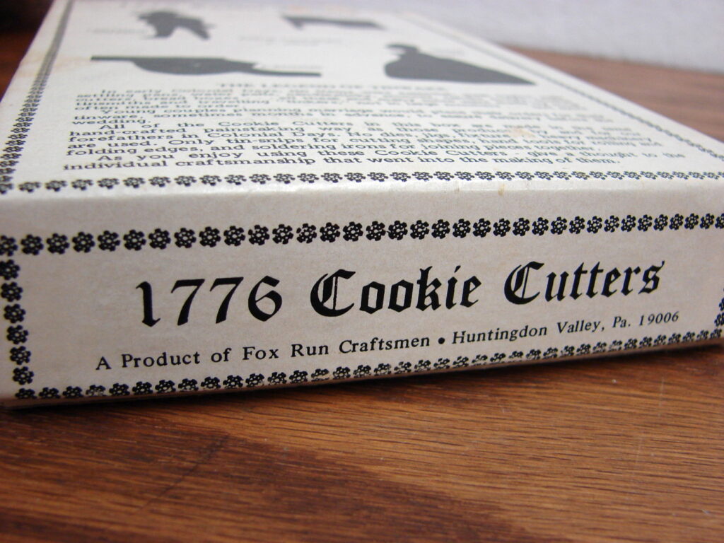 Vintage Tinware 1776 Metal Cookie Cutter Shapes USA Flag Betsy Ross ...