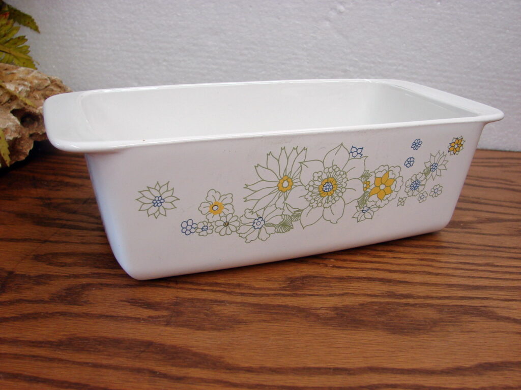 Vintage Corning Ware USA Floral Bouquet Yellow Blue Daisy Corning Loaf ...