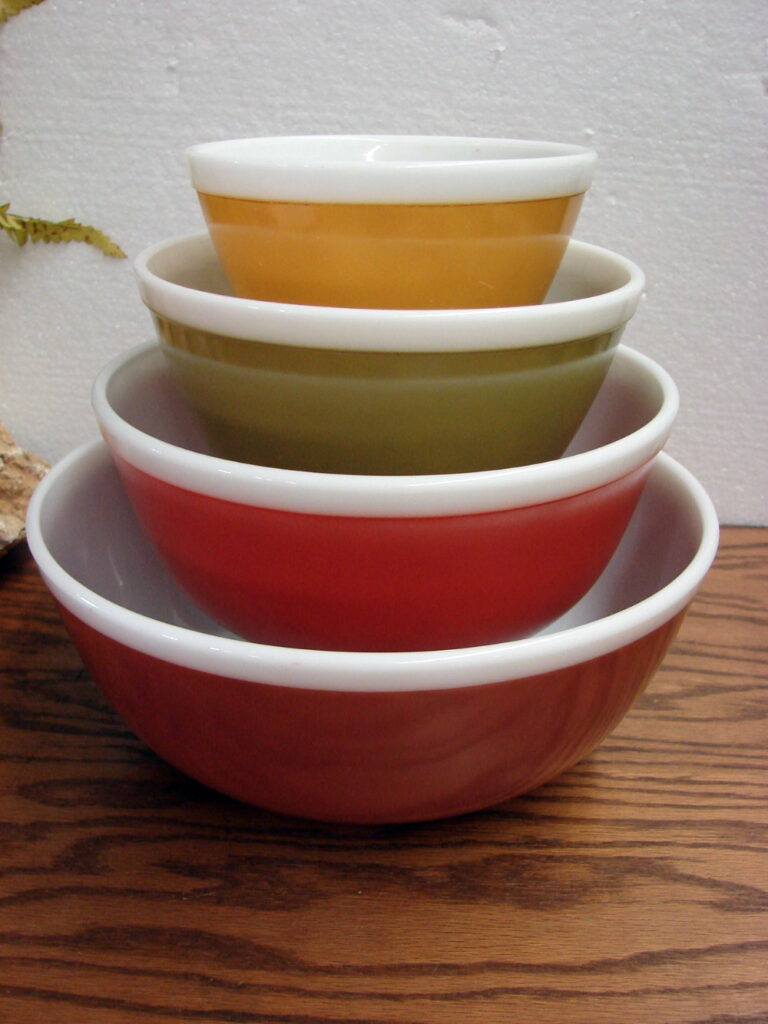 Vintage PYREX Set/4 Americana Fall Round Mixing Bowl Nest - Moose-R-Us ...