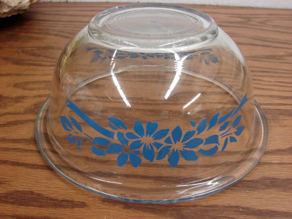 Vintage PYREX #322 Clear Blue Flowers Ribbon Round Mixing Bowl Set/2 ...