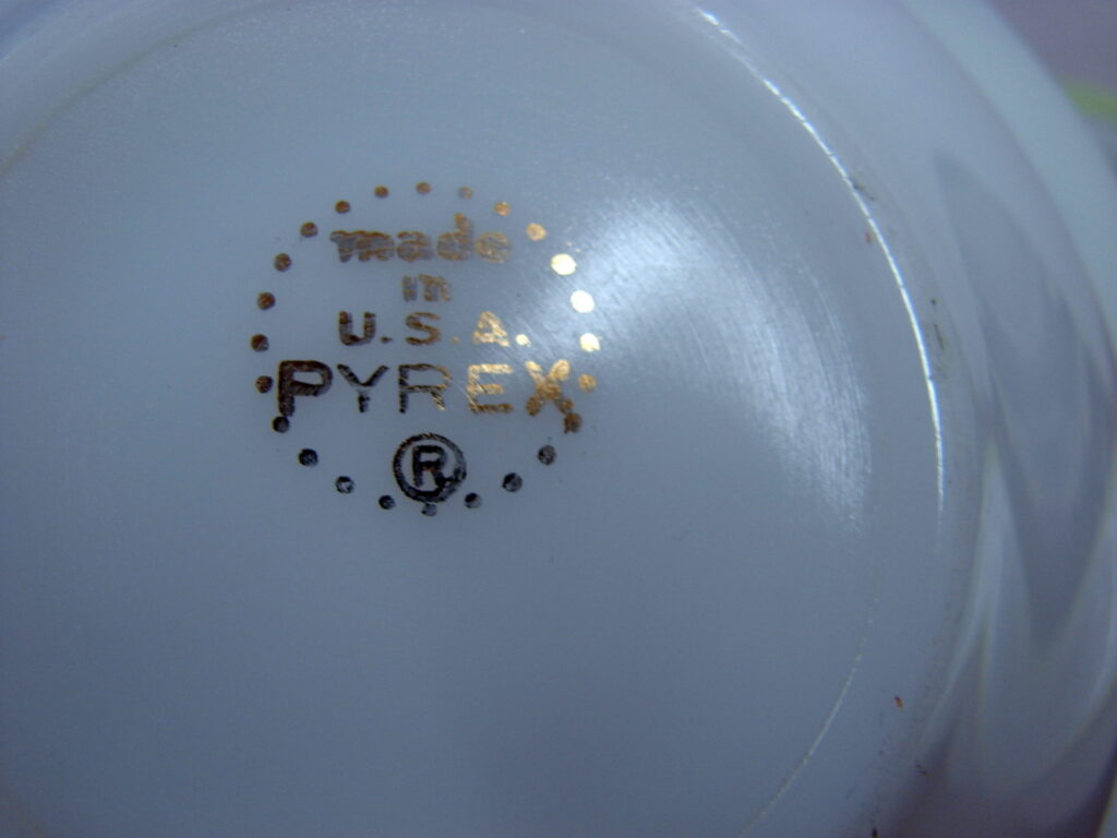 Vintage PYREX Lime Green Band Gold Trim Dinnerware 6" Berry Bowl Set/4 ...