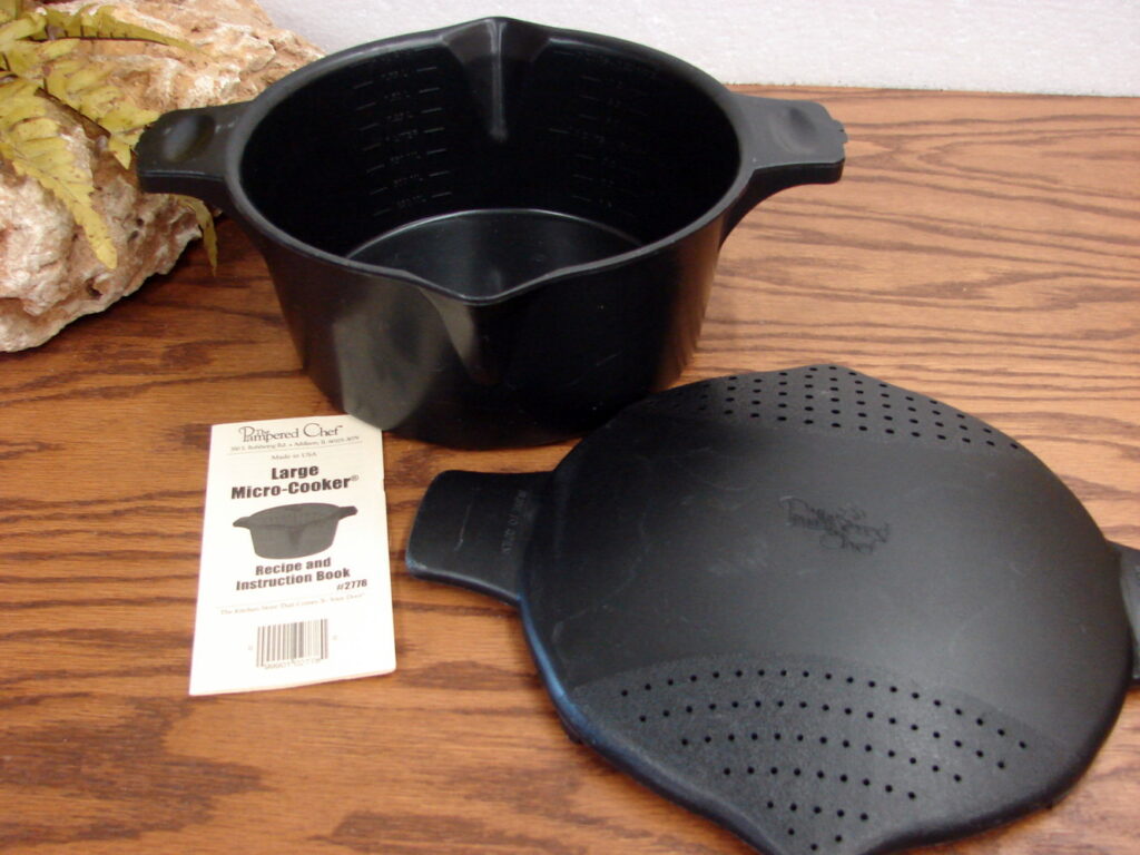 Pampered Chef #2778 Large Micro Cooker Pasta Steamer 2 Quart Strainer ...