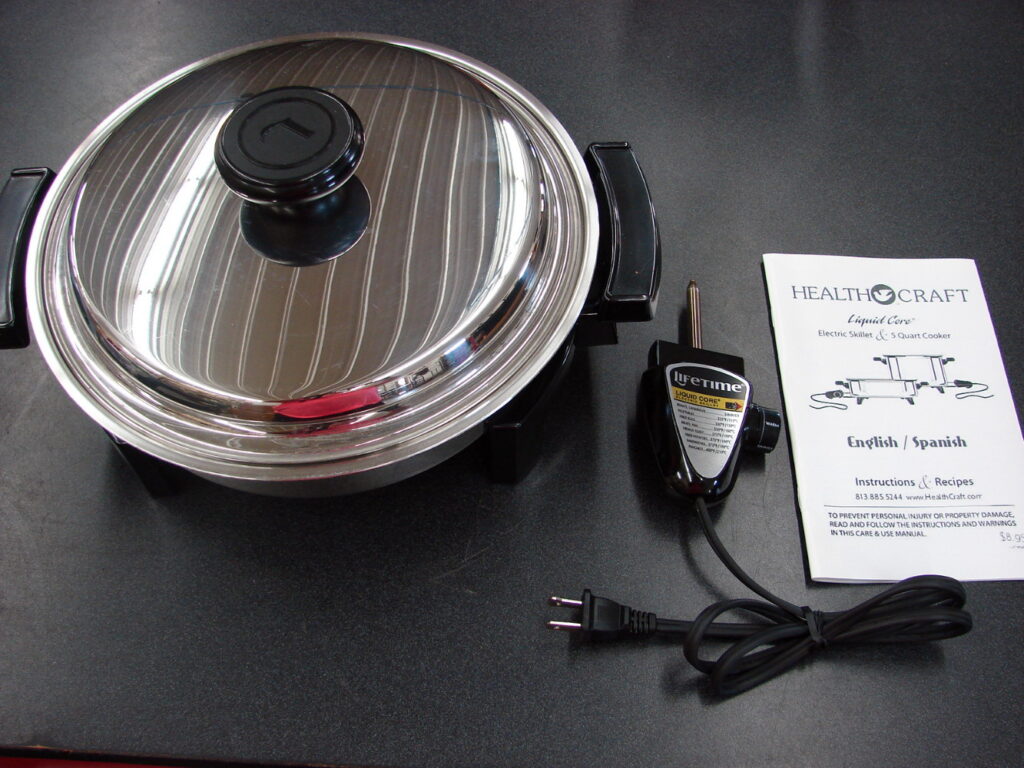 West Bend Lifetime Regal Ware 5qt Electric Liquid Core Skillet Complete ...
